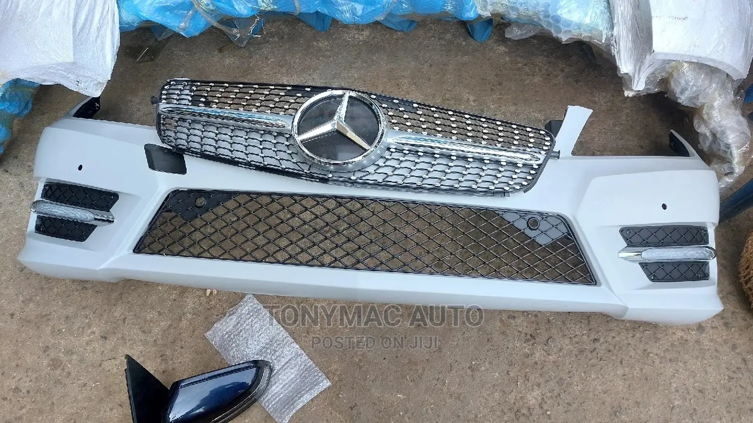 Mercedes-Benz C300 2010,2013 Front Bumper,Front Grille in Mushin ...
