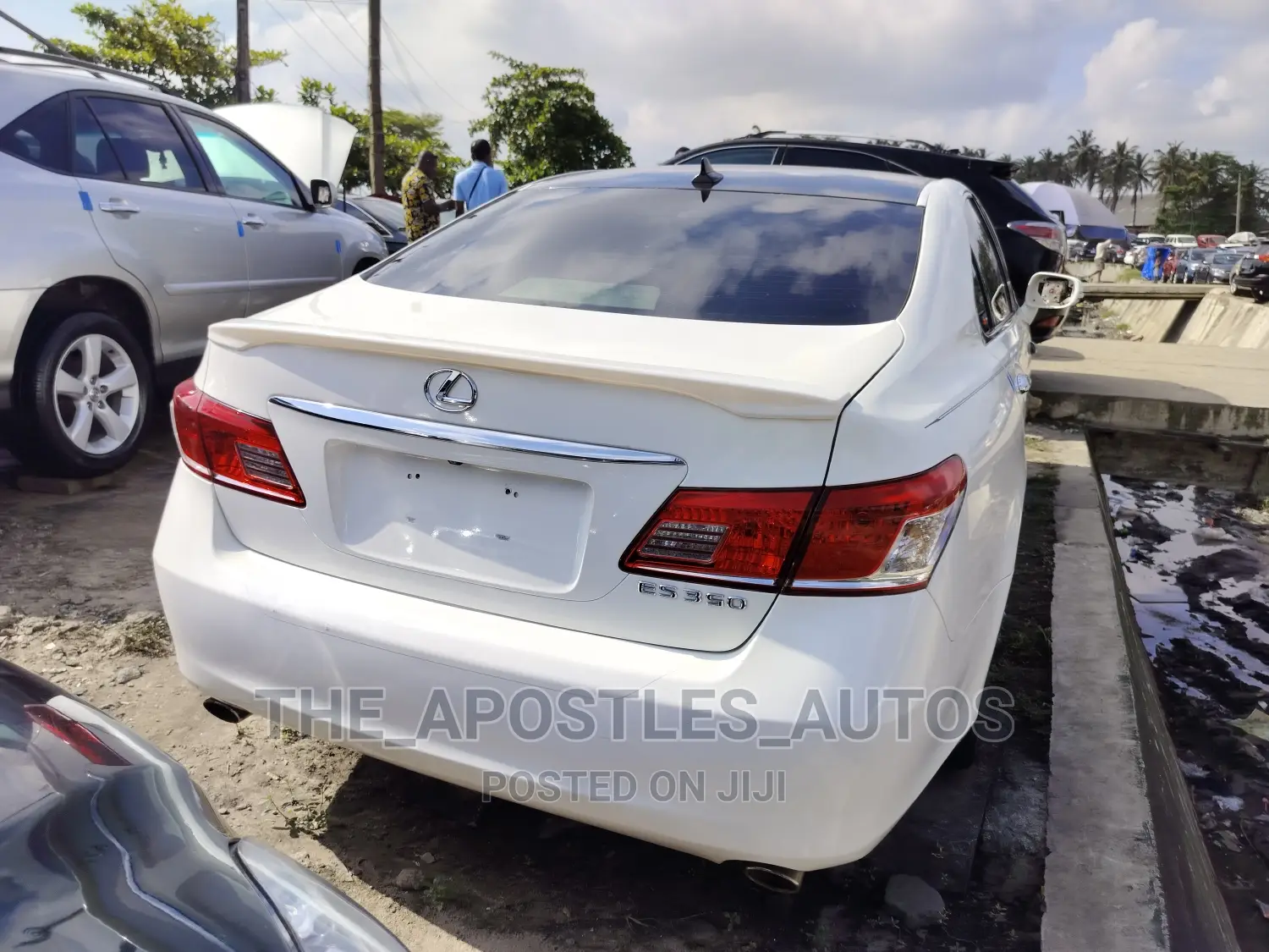 Lexus ES 350 2011 White in Apapa - Cars, The Apostle | Jiji.ng