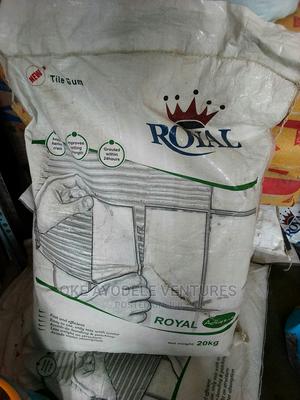 Tile Gum 20kg in Mushin - Building Materials, Oke Ayodele | Jiji.ng
